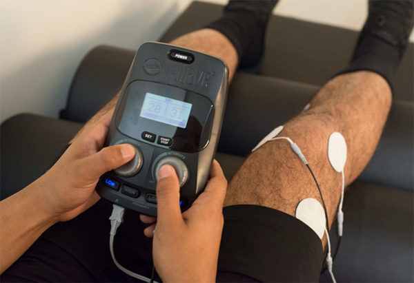 right-knee-male - H-Wave